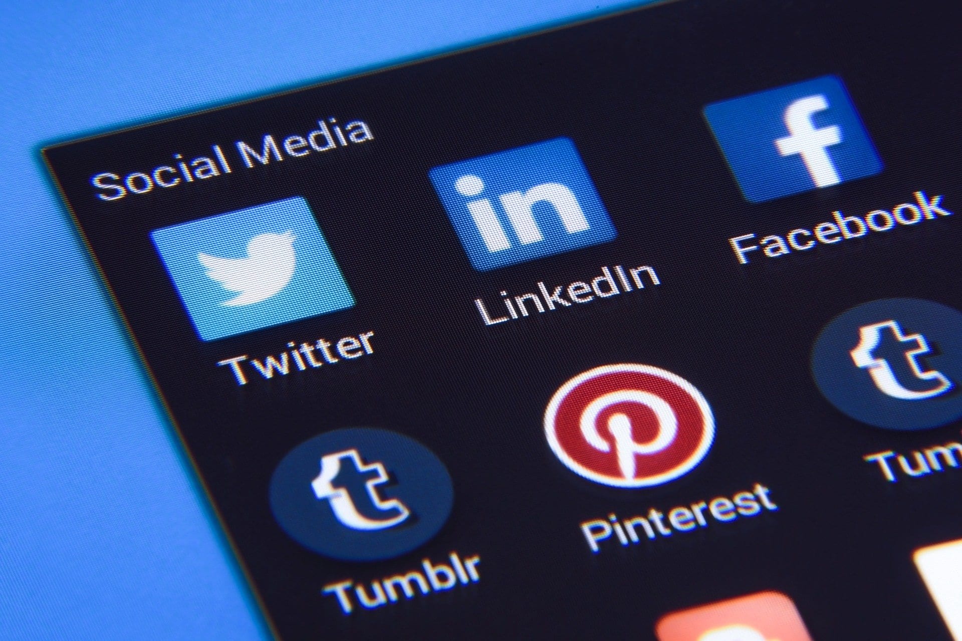Un profil LinkedIn parfait : Astuces et conseils ! - Campus Saint Marc